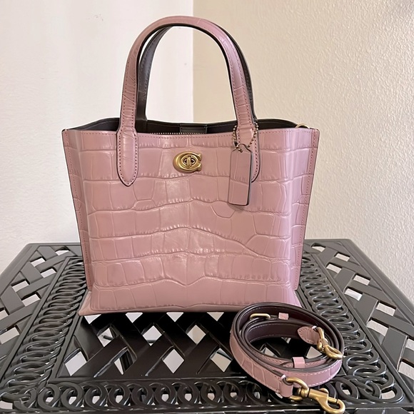 Coach | Bags | Coach Willow Tote 24 Crocodile Embossed Leather Bag ...